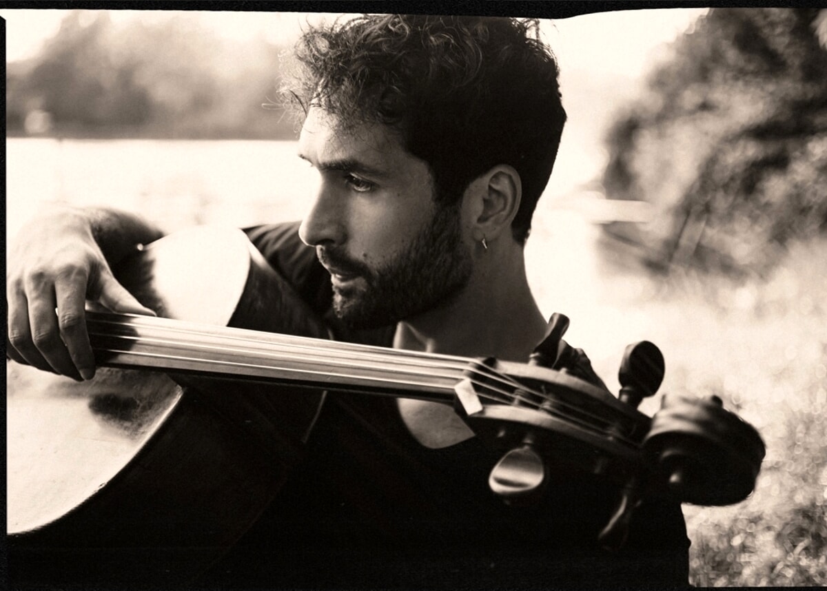 A Delicate Revolution: presentazione del primo album di Antonio Cortesi ...